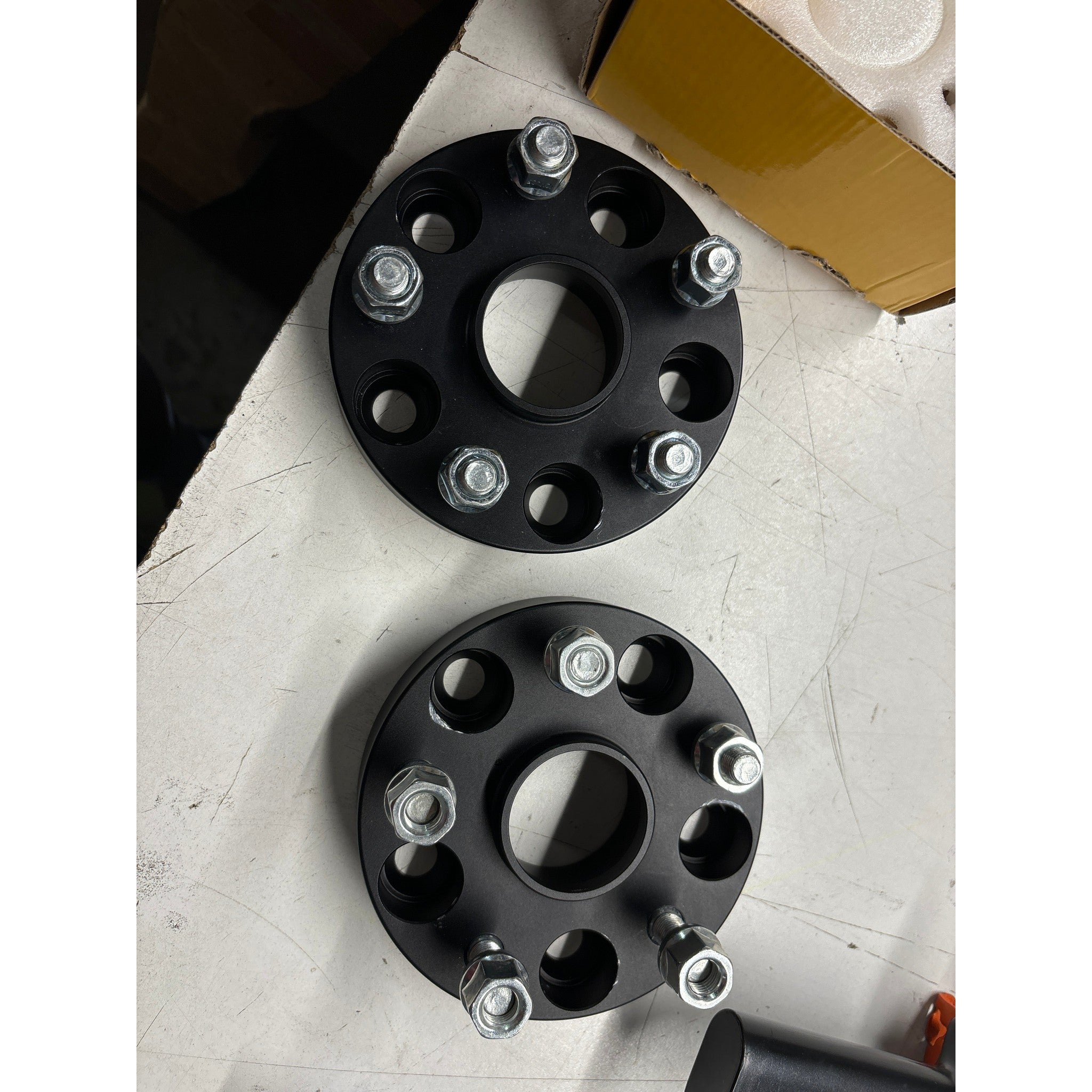 Clearance / OPENBOX ISC 5x114.3 25mm Black Hub Centric Wheel Spacers ...
