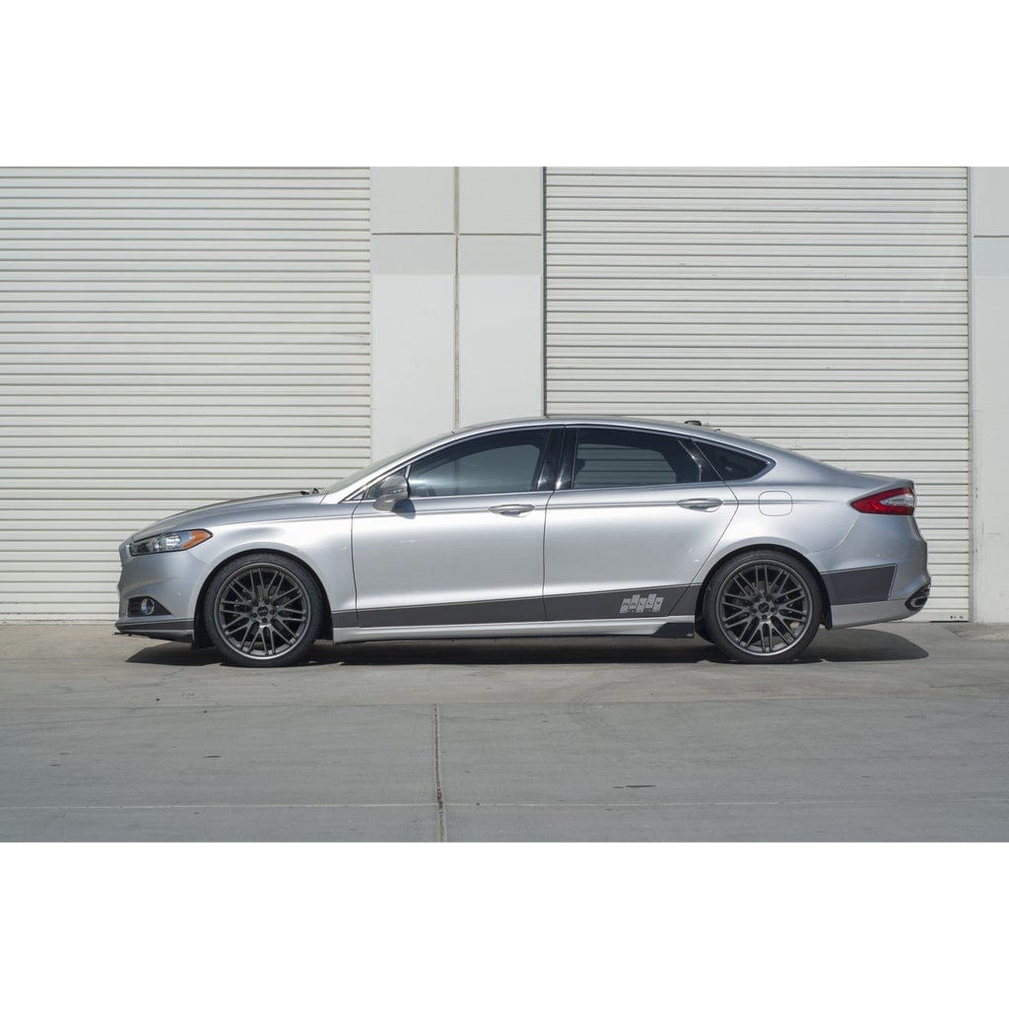 Rally Innovations Side Splitter Ford Fusion 2013 2019 FO P0H SPL 01 Import Image Racing
